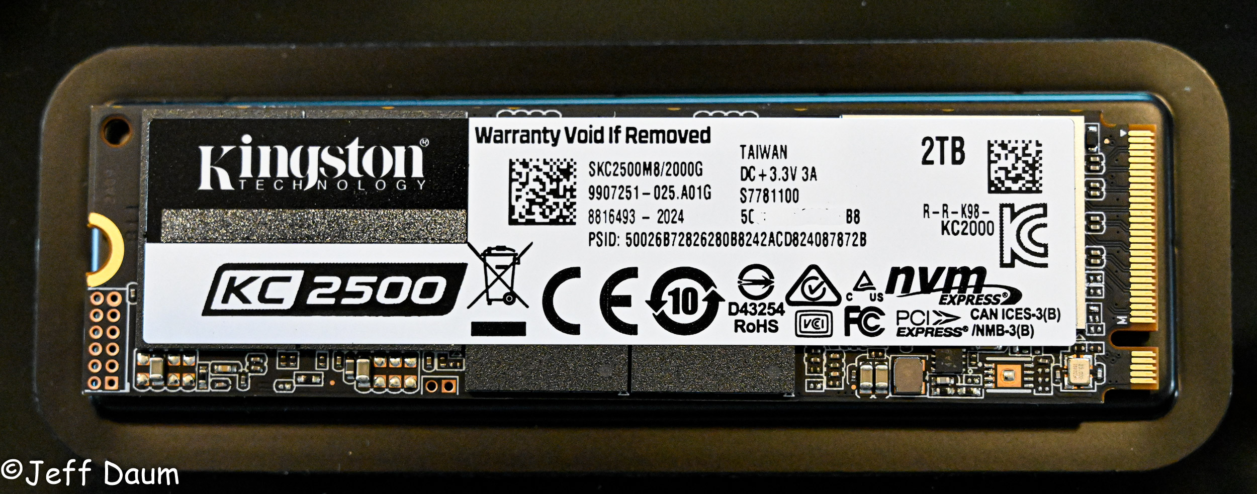 Fledging Shell Slim External NVMe PCIe SSD Review: Small and Super-Fast ...